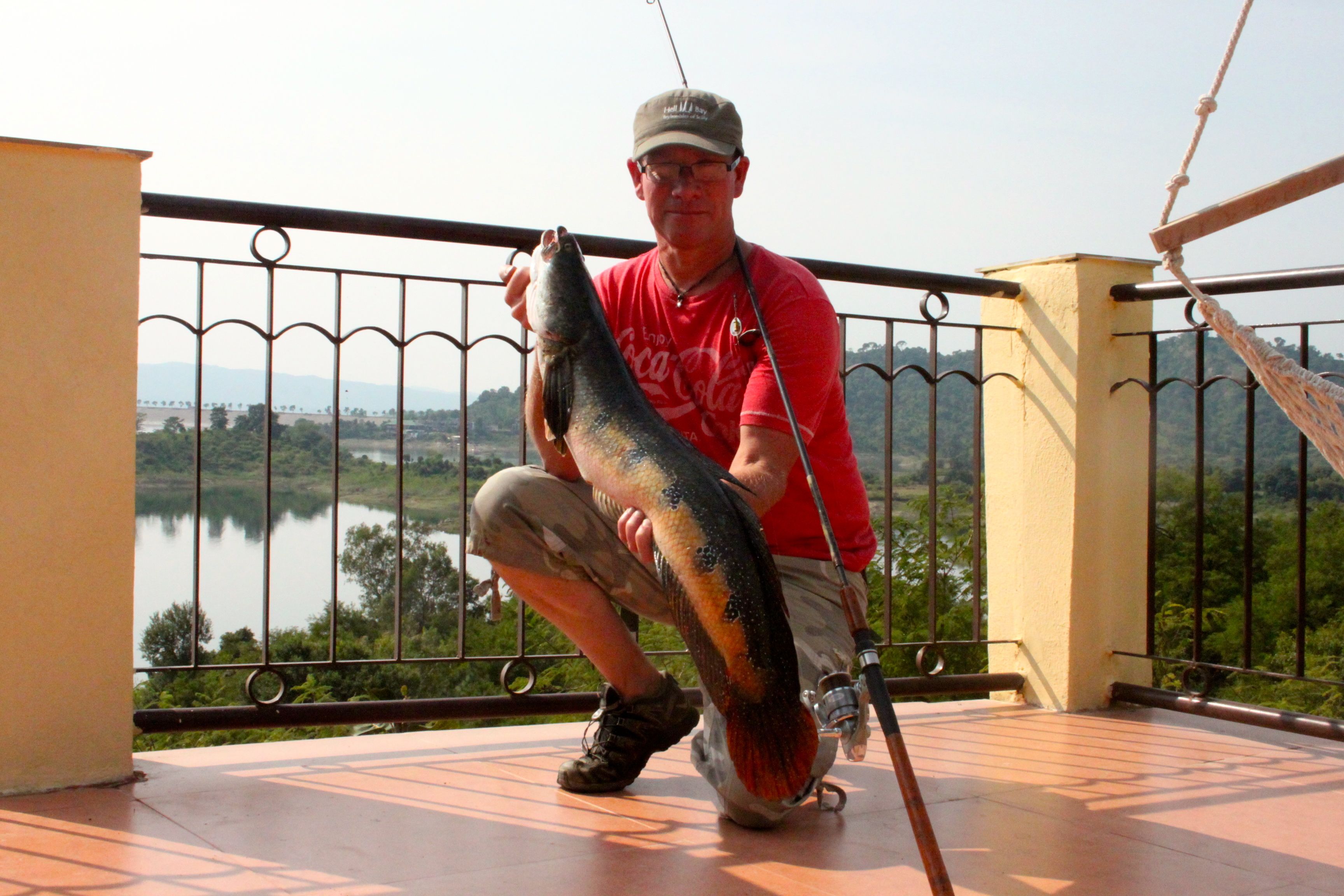 A big fish (Spotted Murrel) and an unexpected dinner at Basunti ...